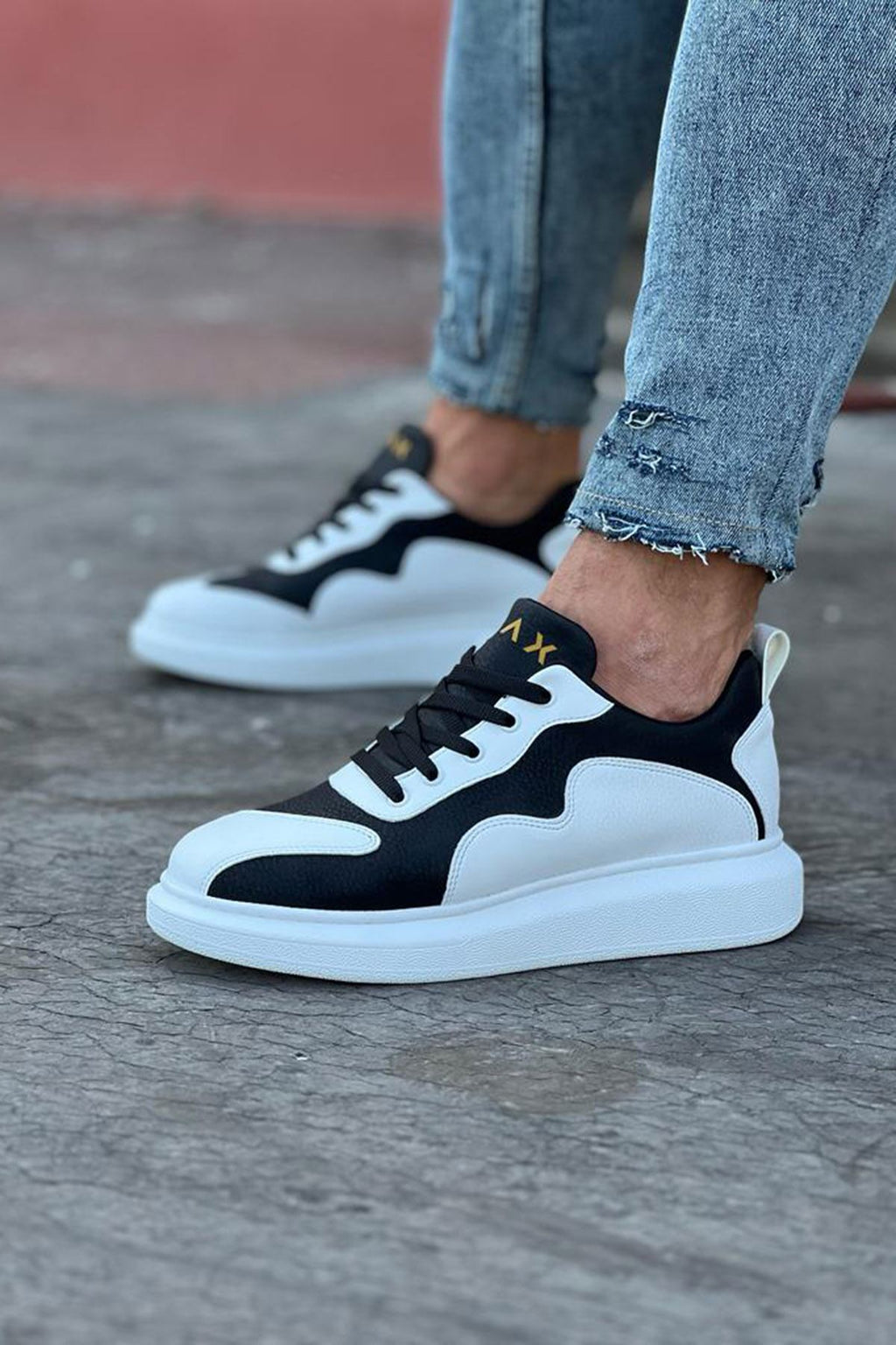 WG301 White Black Men's Casual Shoes | STREETMODE